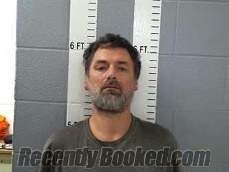 Recent Booking / Mugshot for CHRISTOPHER LEE WHITE in Carter County ...