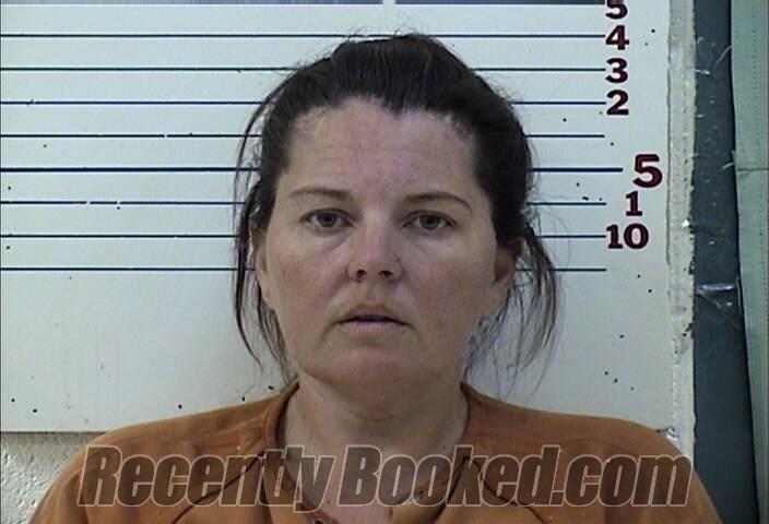 Recent Booking / Mugshot for TABITHA KAY LEONHART in Comanche County ...