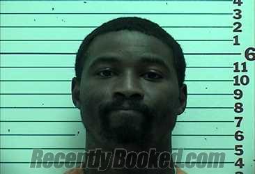 Recent Booking / Mugshot for THOMAS EVERETT RAZOR in Comanche County ...