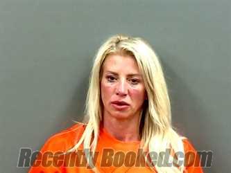 Recent Booking / Mugshot for HOLLY RENEE MAHONEY in Grady County, Oklahoma
