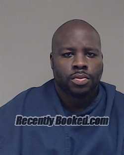 Recent Booking / Mugshot for Gabriel Jerel Owens in Collin County, Texas