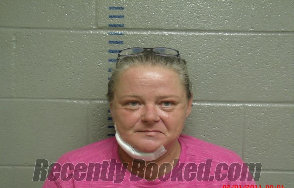 Recent Booking / Mugshot for TAMI DEANN MATTHEWS in Logan County, Oklahoma