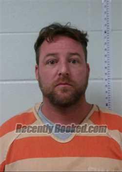 Recent Booking / Mugshot for MATTHEW DOUGLAS BINDER in Love County ...