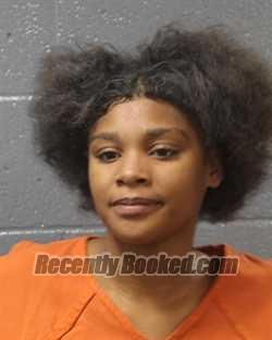 Recent Booking / Mugshot for SHAVIS DAVIANAE BARNES in Oklahoma County ...