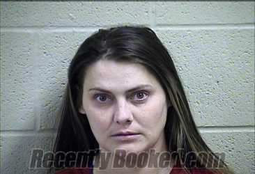 Recent Booking / Mugshot for CRYSTAL LYNN BALLARD in Pottawatomie ...