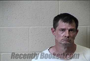 Recent Booking / Mugshot for TRAVIS BRANDON ESTEP in Pottawatomie ...