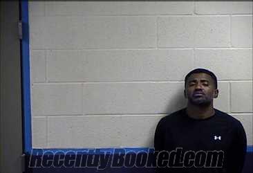 Recent Booking / Mugshot for MICHAEL JERMAINE WINROW in Pottawatomie ...