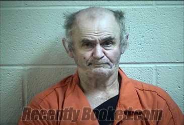 Recent Booking / Mugshot for MITCHELL WAYNE EALEY in Pottawatomie ...