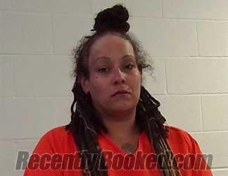 Recent Booking / Mugshot for TERINA SHAREE BATTAGLIA in Seminole County ...