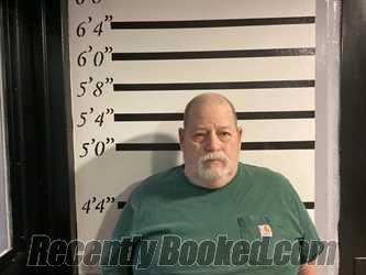 Recent Booking / Mugshot for DARRELL MARTIN REED in Sequoyah County ...