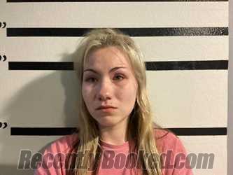 Recent Booking / Mugshot for TESLA MAE HESTWOOD in Sequoyah County ...