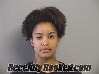 Recent Booking / Mugshot for LAKEICHA ISABELL SMITH in Tulsa County ...