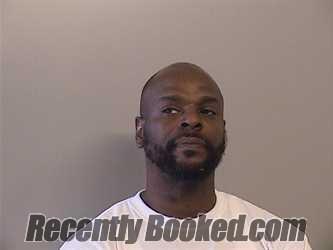 Recent Booking / Mugshot for QUAVIS LARUE MILLER in Tulsa County, Oklahoma