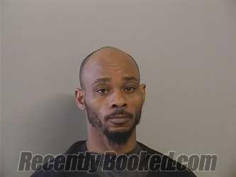 Recent Booking / Mugshot for QUANTELL DAVID ROBERSON in Tulsa County ...