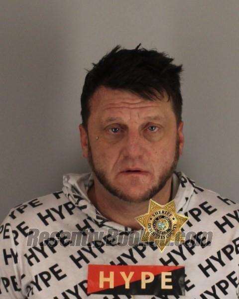 Recent Booking / Mugshot for NICHOLAS RONNIE DIERINGER in Deschutes ...