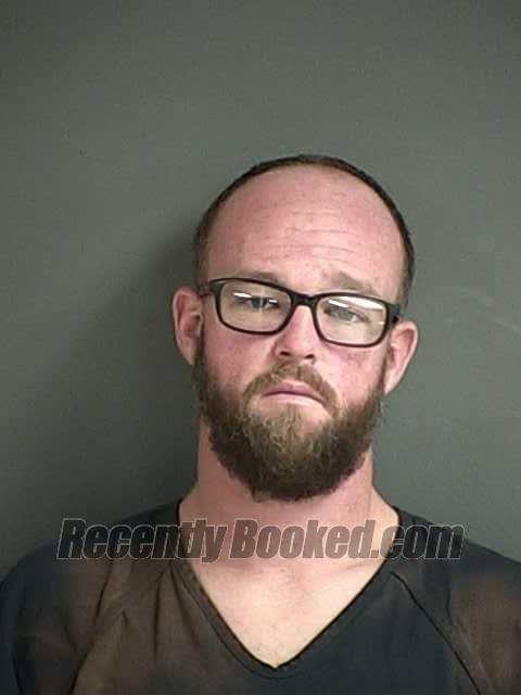 Recent Booking / Mugshot for MICHAEL AARON MARTIN in Douglas County, Oregon