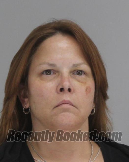 Recent Booking / Mugshot for KARLA MOTT in Dallas County, Texas