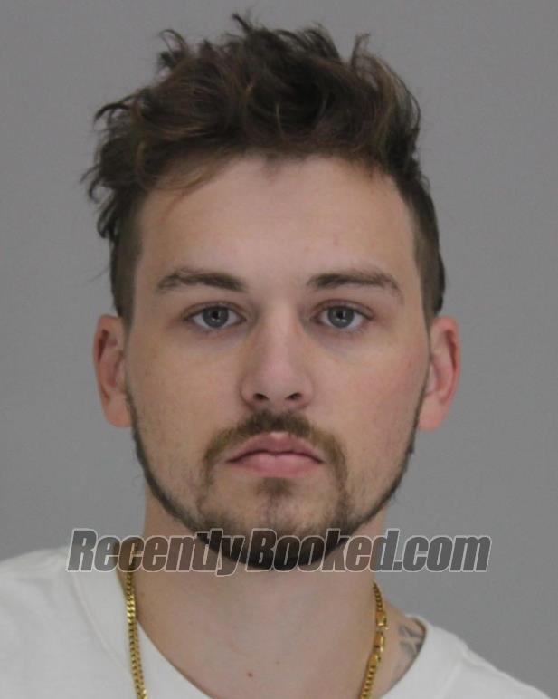 Recent Booking / Mugshot for TANNER RAY in Dallas County, Texas