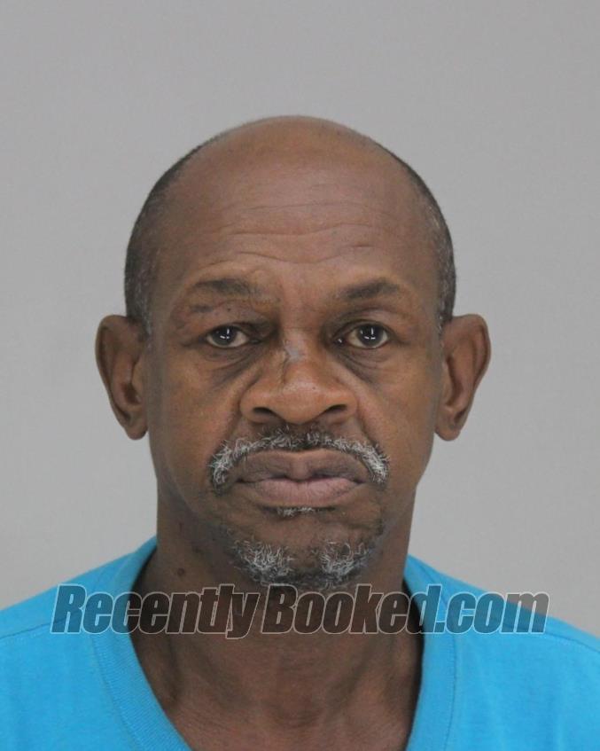 Recent Booking / Mugshot for JAMES EDWARDS in Dallas County, Texas