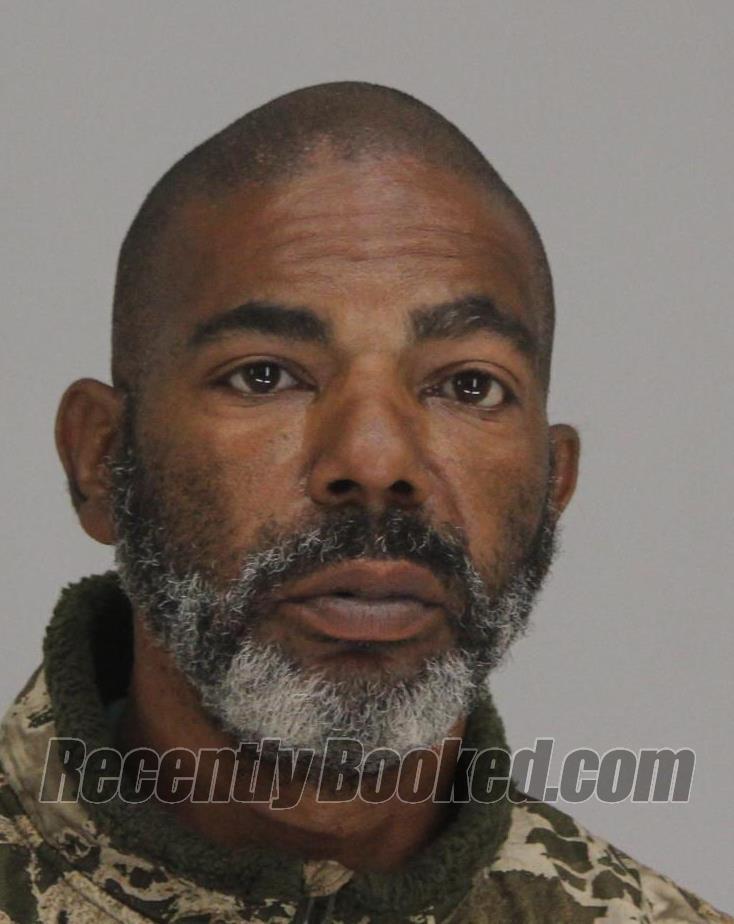 Recent Booking / Mugshot for RODERICK THAMES in Dallas County, Texas