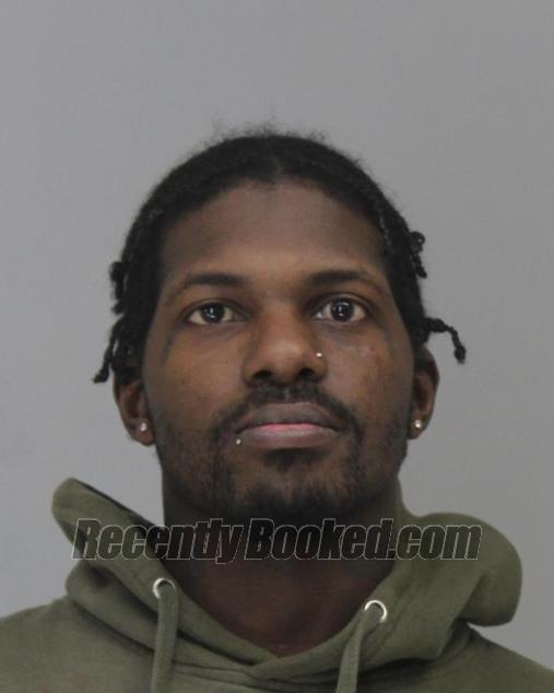 Recent Booking / Mugshot for AARON MCKNIGHT in Dallas County, Texas
