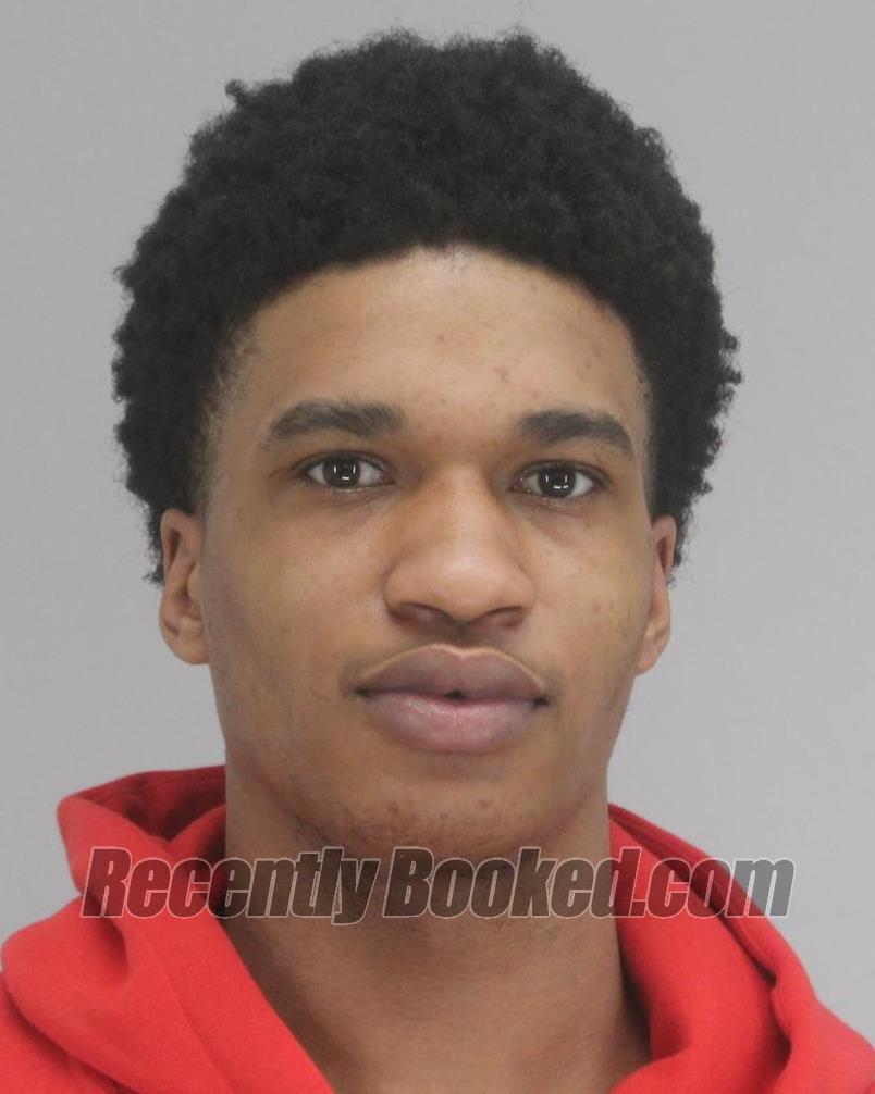 Recent Booking / Mugshot for JAQUARIUS HUTCHINSON in Dallas County, Texas