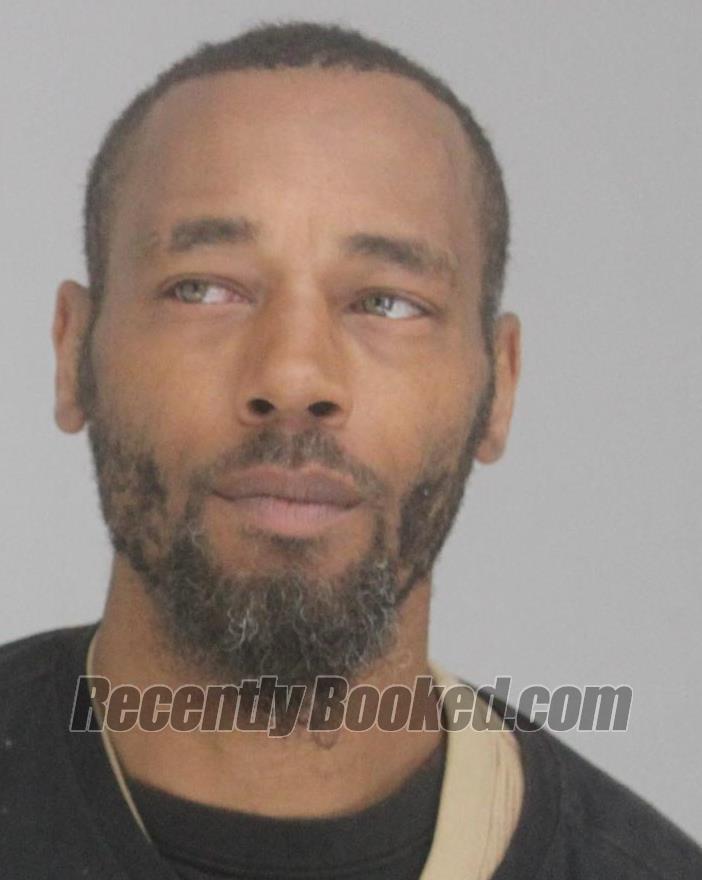 Recent Booking / Mugshot for KEVIN HICKS in Dallas County, Texas