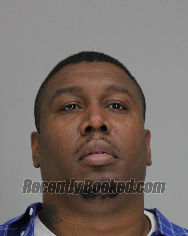 Recent Booking / Mugshot for MARIO WALKER in Dallas County, Texas