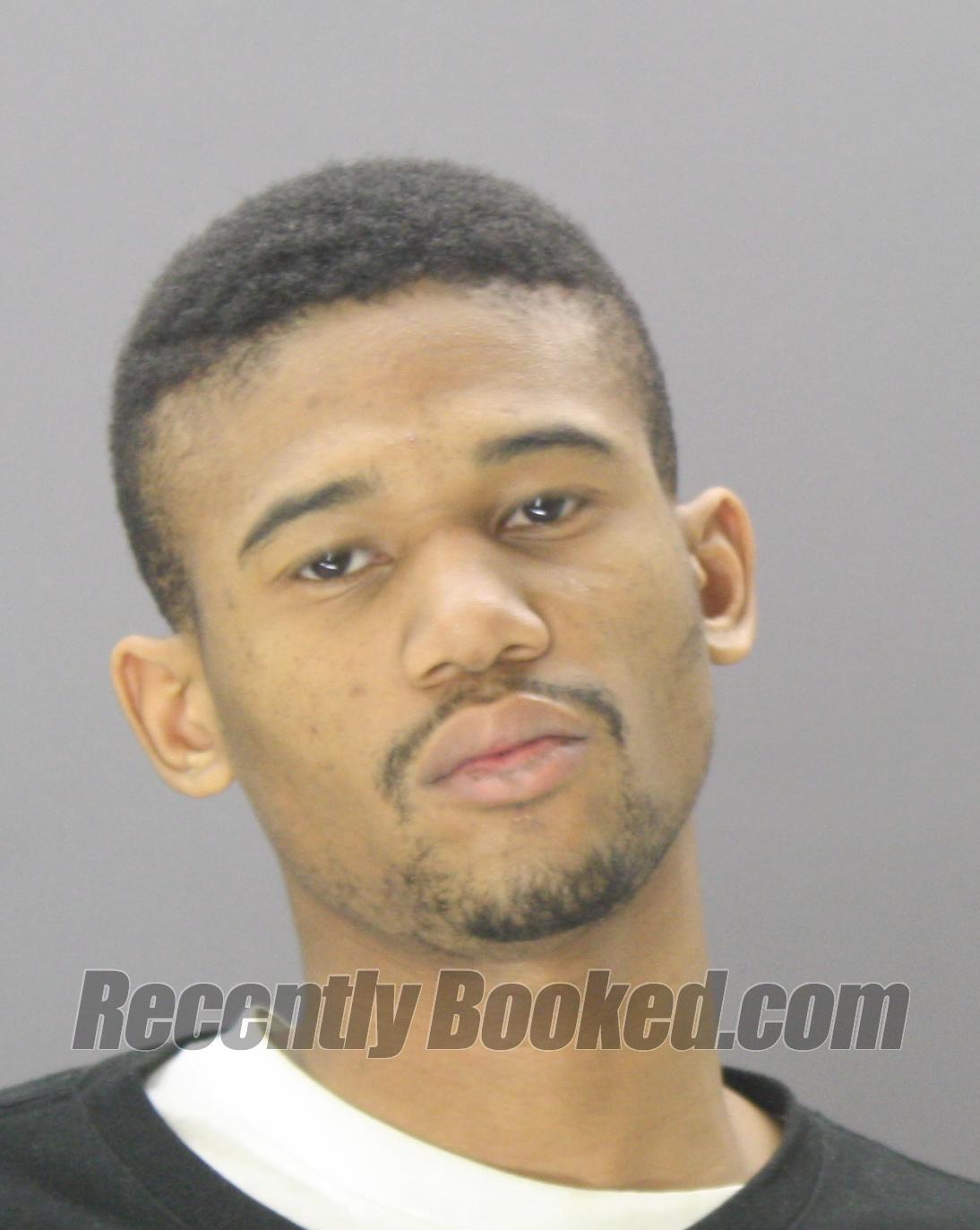 Recent Booking / Mugshot for LARON BALL in Dallas County, Texas
