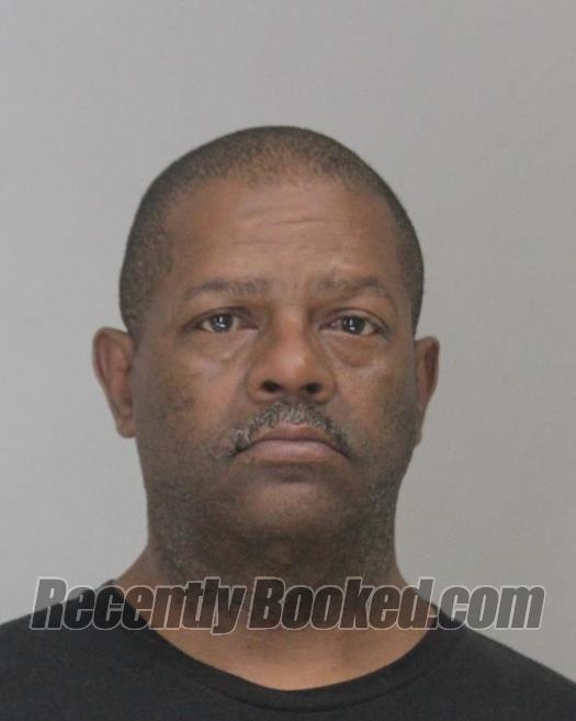 Recent Booking / Mugshot for STEVEN JONES in Dallas County, Texas