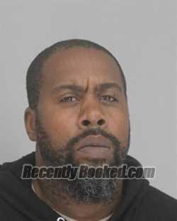 Recent Booking / Mugshot for MICHAEL THOMAS in Dallas County, Texas