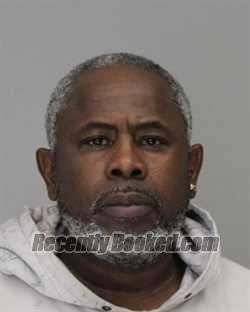Recent Booking / Mugshot for DWAYNE HOOPER in Dallas County, Texas