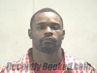 Recent Booking / Mugshot for DELVON JONES in Dallas County, Texas