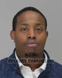 Recent Booking / Mugshot for LAKENDRICK LEWIS in Dallas County, Texas