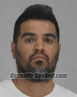 Recent Booking / Mugshot for JORGE HERNANDEZ in Dallas County, Texas