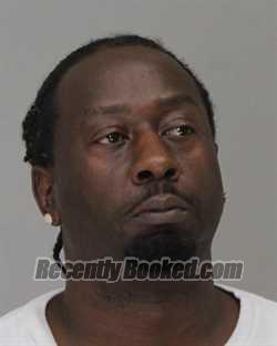 Recent Booking / Mugshot for TRAVIS WARD in Dallas County, Texas