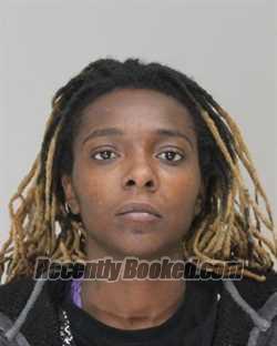 Recent Booking / Mugshot for MIYA TAYLOR in Dallas County, Texas