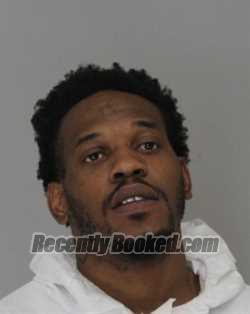 Recent Booking / Mugshot for DAZERIAN DATCHER in Dallas County, Texas