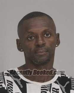 Recent Booking / Mugshot for MARCUS LEONARD in Dallas County, Texas