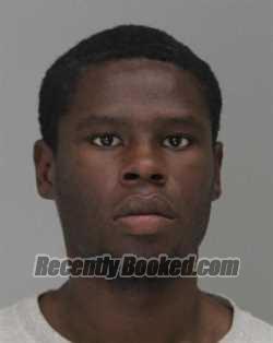 Recent Booking / Mugshot for DAWAYLON RAYMOND in Dallas County, Texas