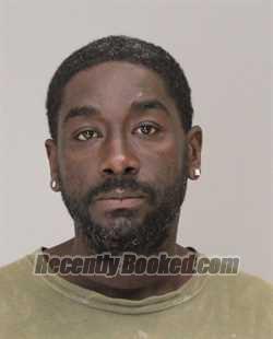 Recent Booking / Mugshot for MICHAEL THOMAS in Dallas County, Texas
