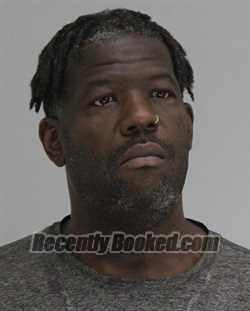 Recent Booking / Mugshot for ROBERT HEMPHILL in Dallas County, Texas