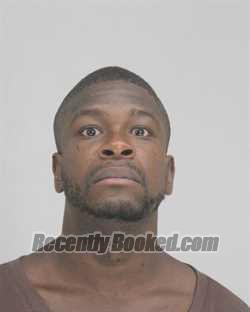 Recent Booking / Mugshot for QUENTIN SIMMONS in Dallas County, Texas