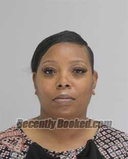 Recent Booking / Mugshot for DANIELLE THOMAS in Dallas County, Texas