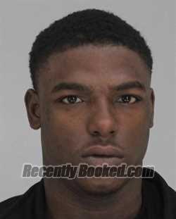 Recent Booking / Mugshot for DKAYLEON BROWN in Dallas County, Texas