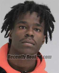 Recent Booking / Mugshot for DARIUS TAYLOR in Dallas County, Texas