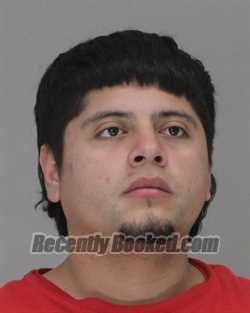 Recent Booking / Mugshot for JONATHAN GLORIA in Dallas County, Texas