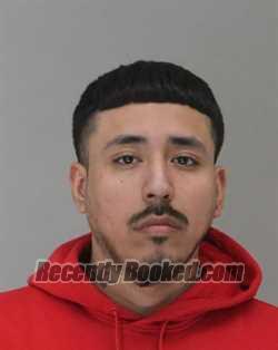 Recent Booking / Mugshot for SAUL HERNANDEZ in Dallas County, Texas