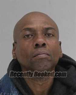 Recent Booking / Mugshot for DARREN LOWE in Dallas County, Texas