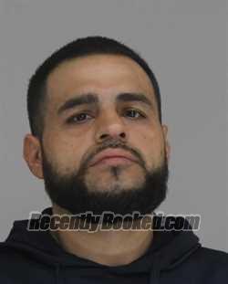 Recent Booking / Mugshot for JUAN MORENO in Dallas County, Texas